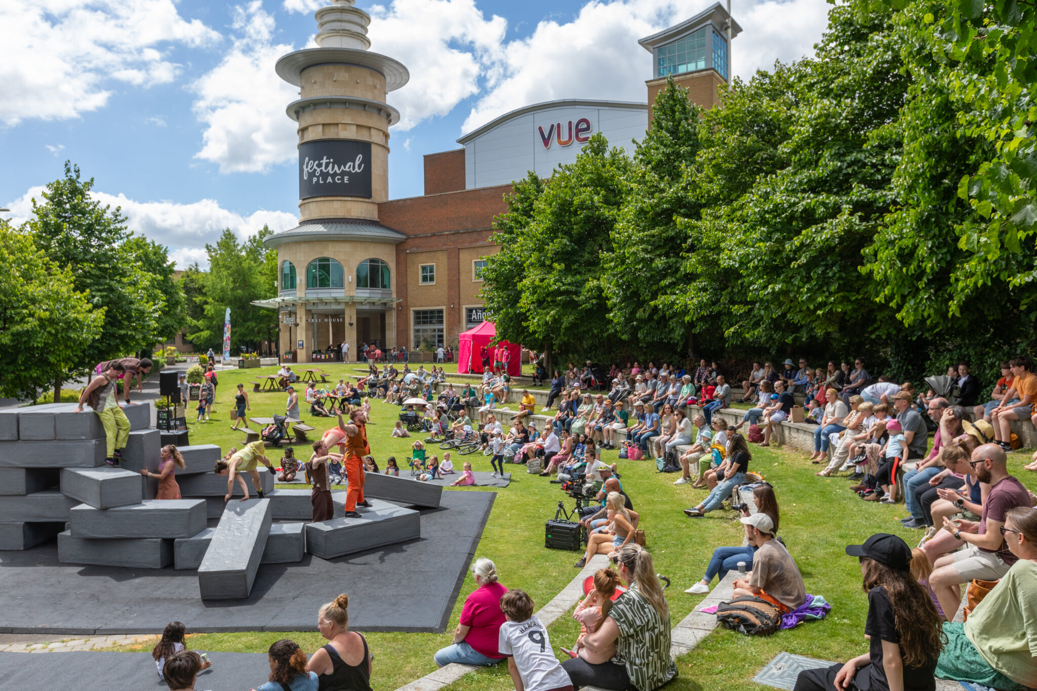 Summer starts here with the return of Basingstoke Festival for 2025 ⋆ ...